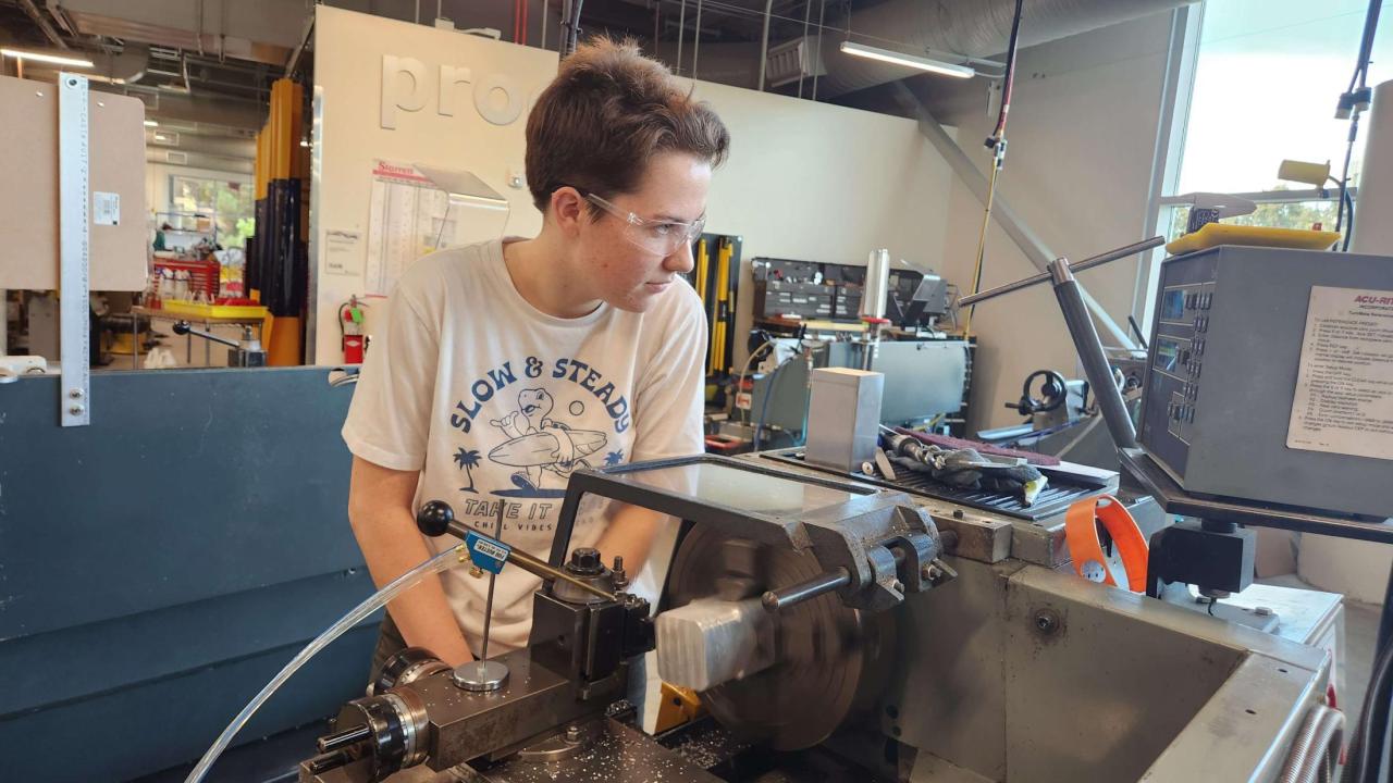 Rowan Glenn Takes Flight with Undergraduate Research | Mechanical and ...
